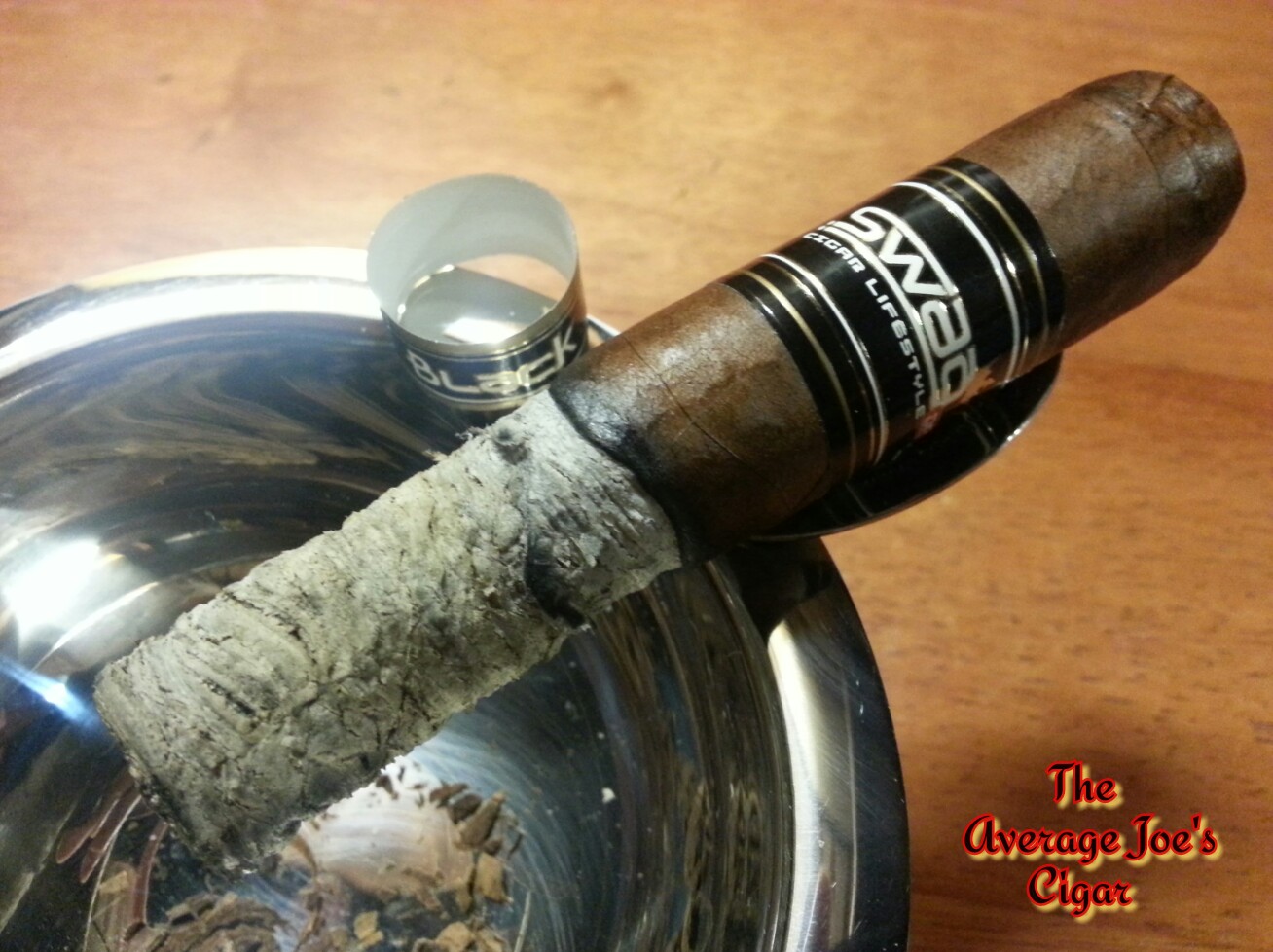 Swag Black Cigar Review by Boutique Blend Cigars – The Average Joe's ...