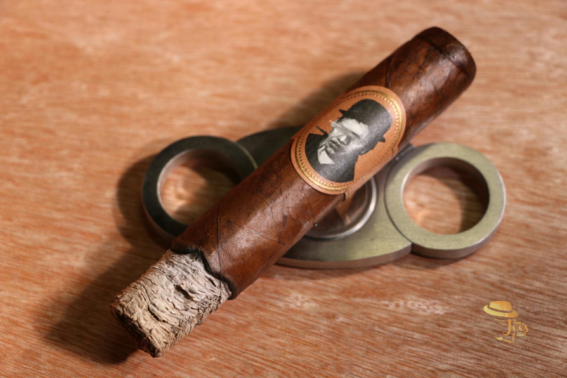 Spicy pre-light” Blind Man’s Bluff by Caldwell Cigars Review. – The ...