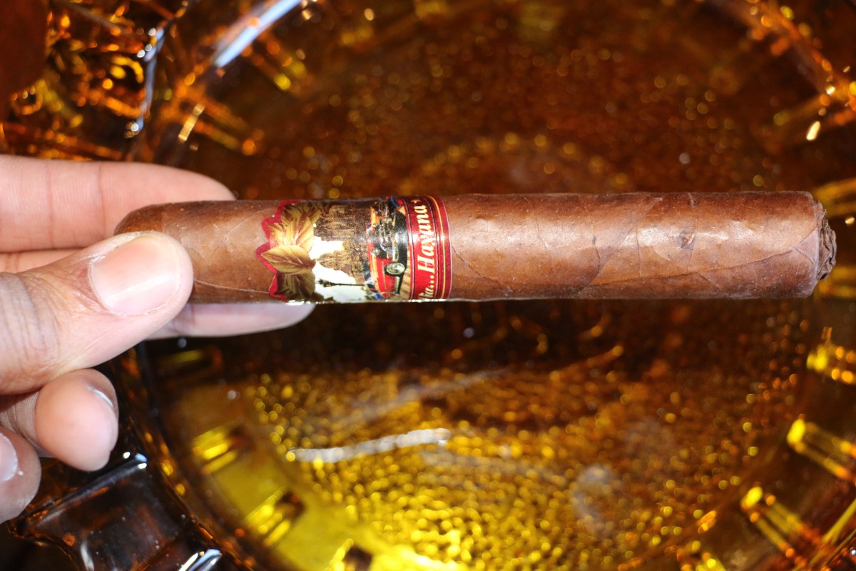 “Hearty reddish-brown” Cuba Rica Tabacalera Via Havana Corojo Cigar ...